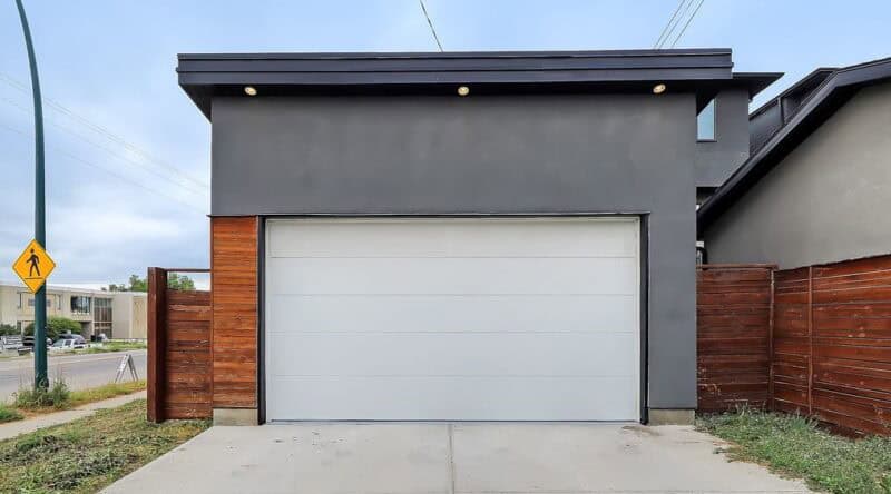 Garage Builder in Calgary - Garage Suites Ltd.